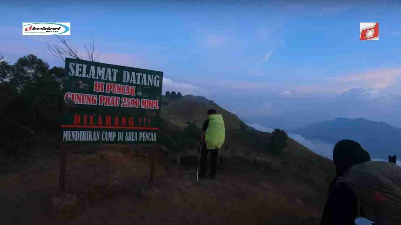Gunung Prau: Puncak Tertinggi Dataran Tinggi Dieng